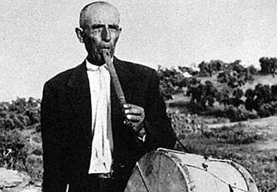 Zamburra, Sarronca ou Ronca | Instrumentos musicais - Folclore.PT
